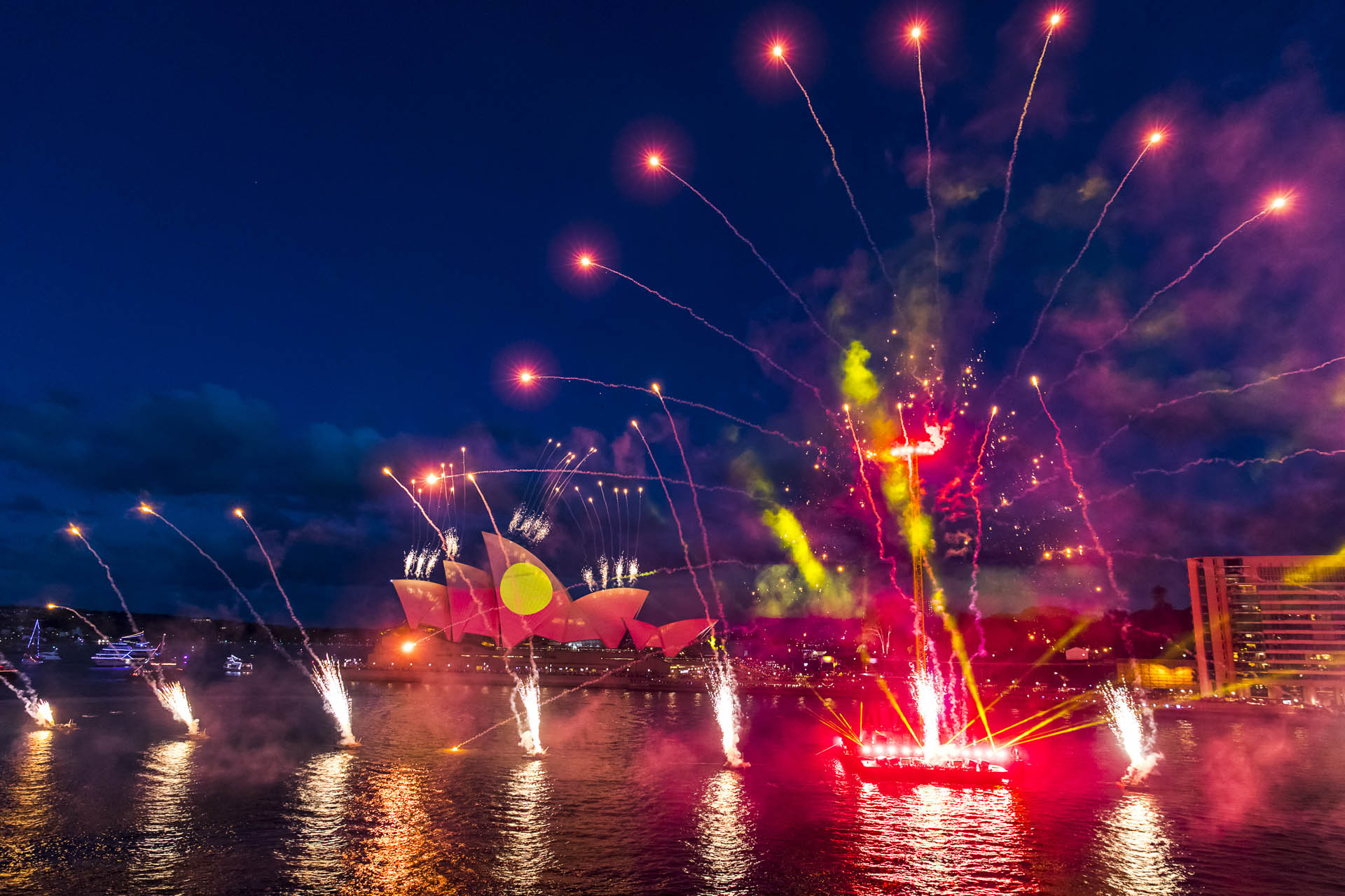 Australia Day Live at the Sydney Opera House and Circular Quay ...
